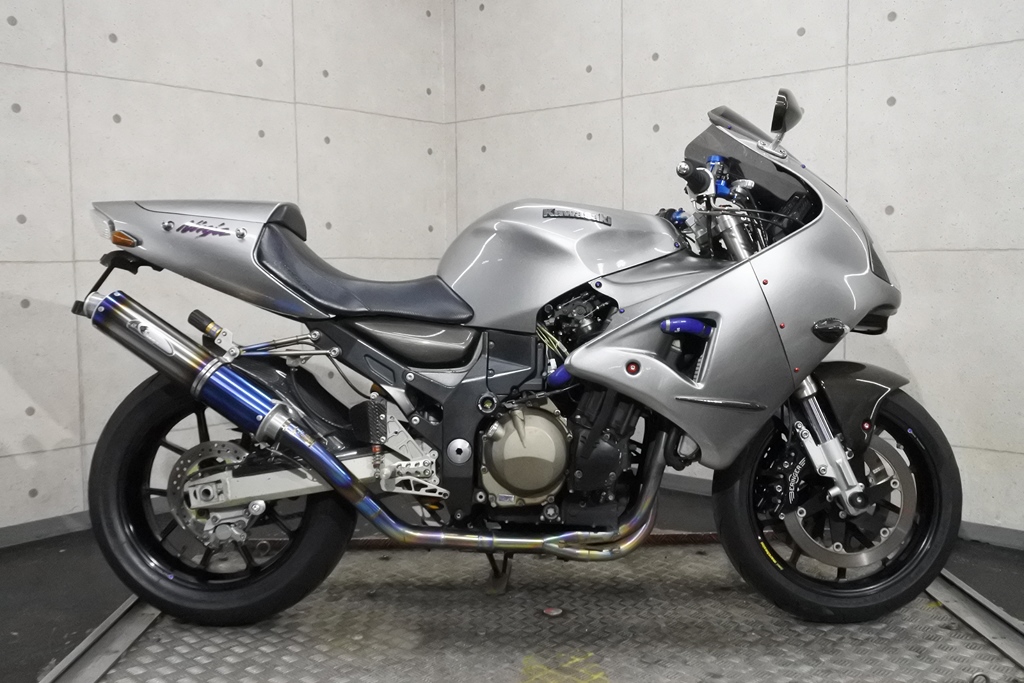 Ninja ZX-12R | カワサキ（KAWASAKI） | リバースオート