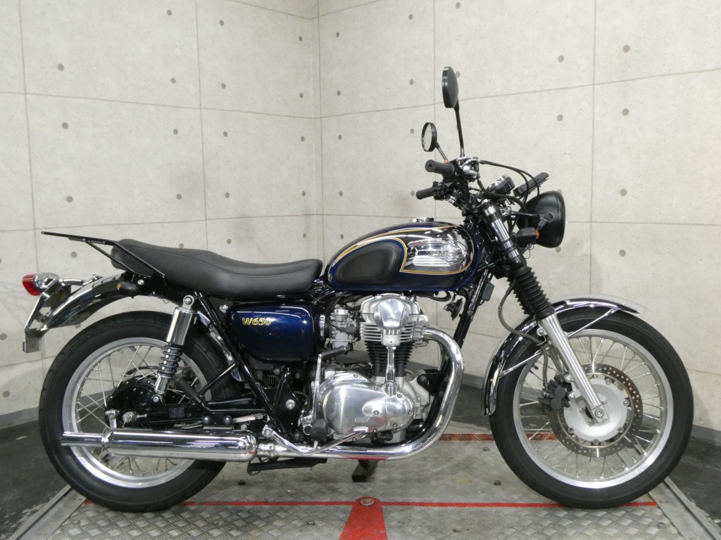 W650 | カワサキ（KAWASAKI） | リバースオート