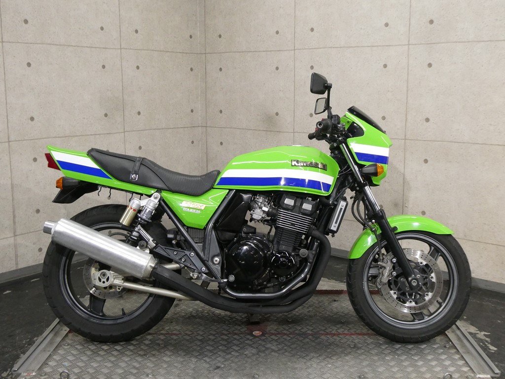 ZRX400 | カワサキ（KAWASAKI） | リバースオート