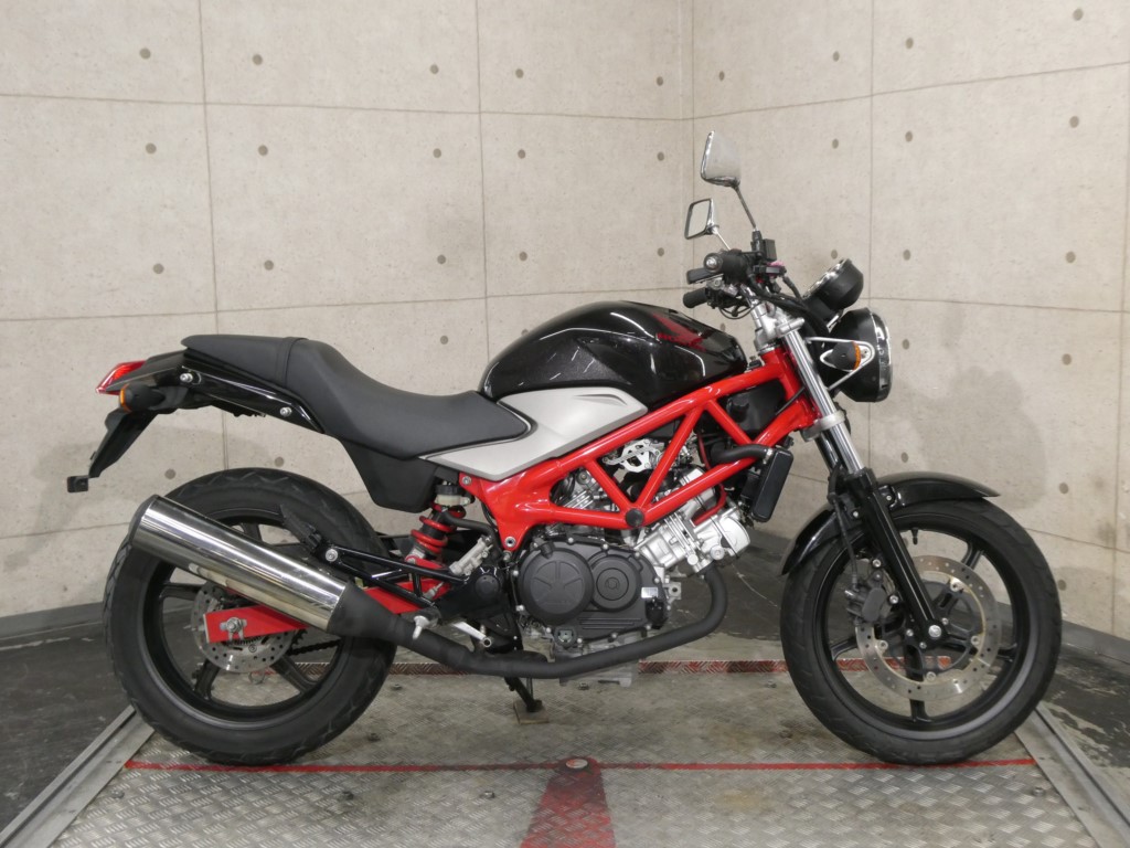 VTR250 | ホンダ（HONDA） | リバースオート